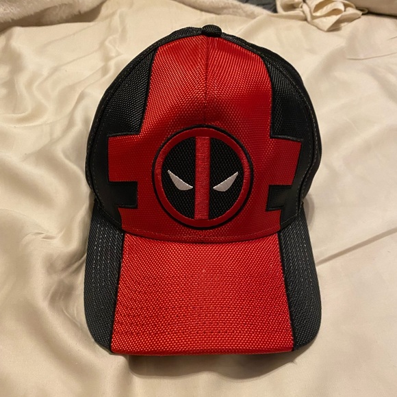 Accessories | Deadpool Hat Marvel Comics Ryan Reynolds Xmen Xforce Wade ...